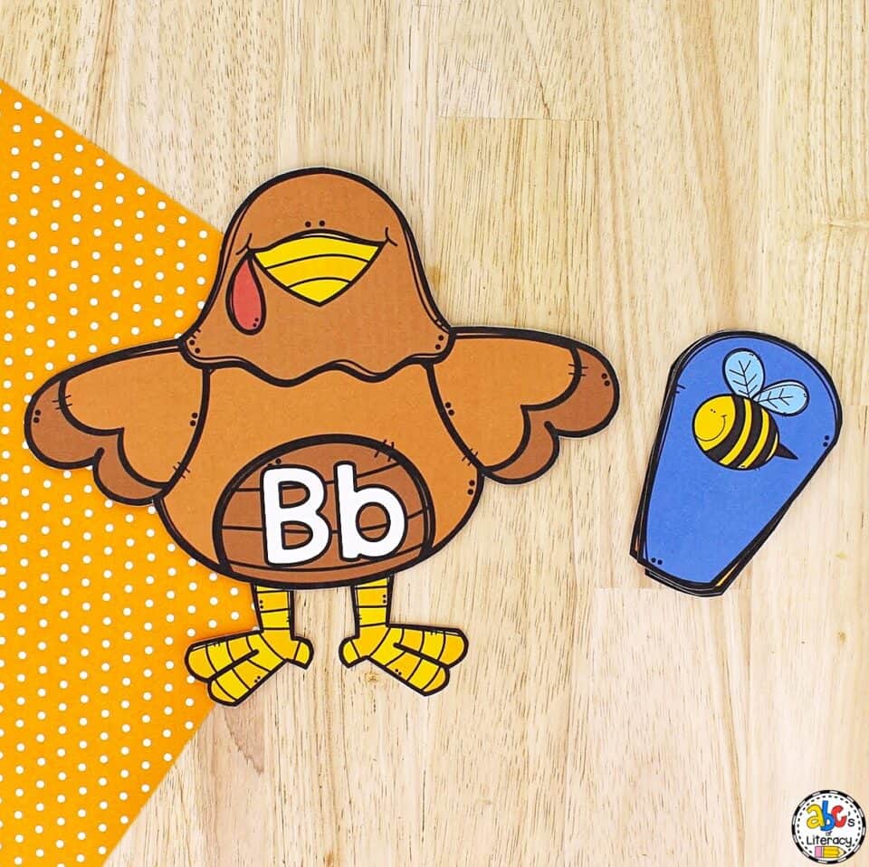 Turkey Beginning Sounds Activity: Thanksgiving Phonics Activity