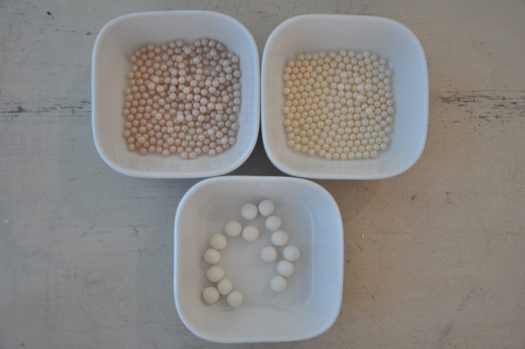 Tutorial: Aged Fondant - American Cake Decorating