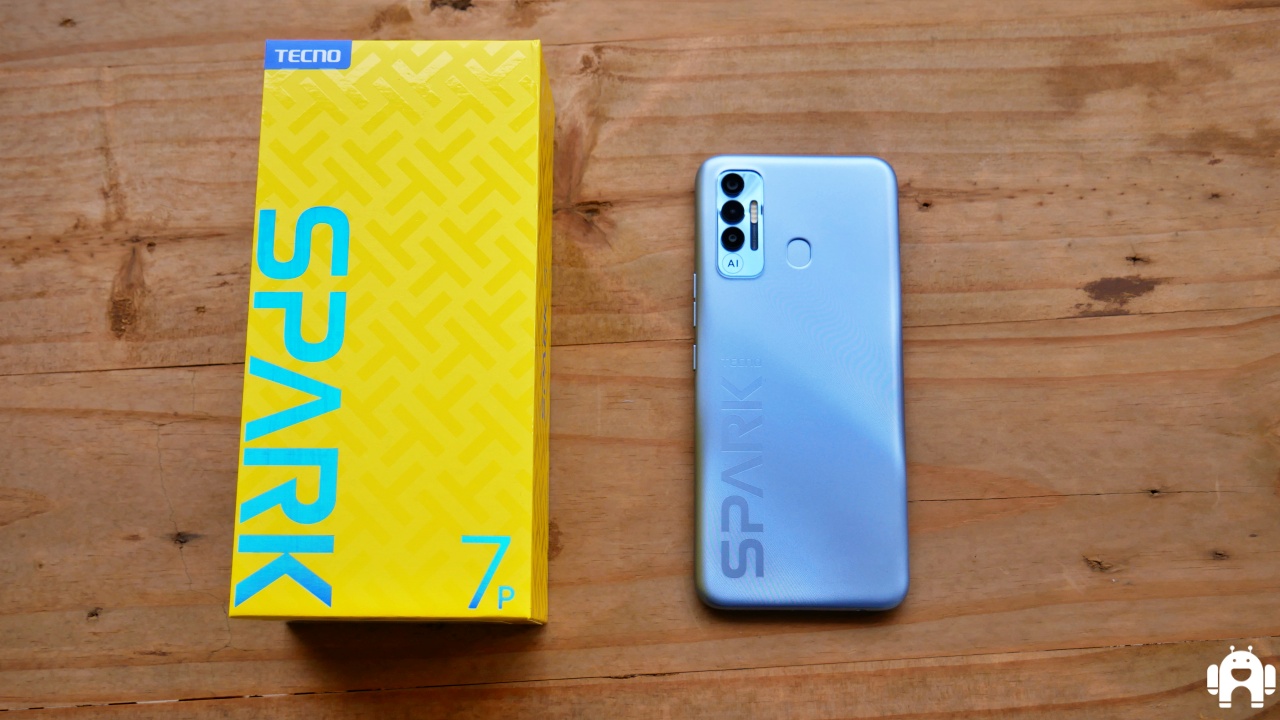 Tecno Spark 7P: Unboxing