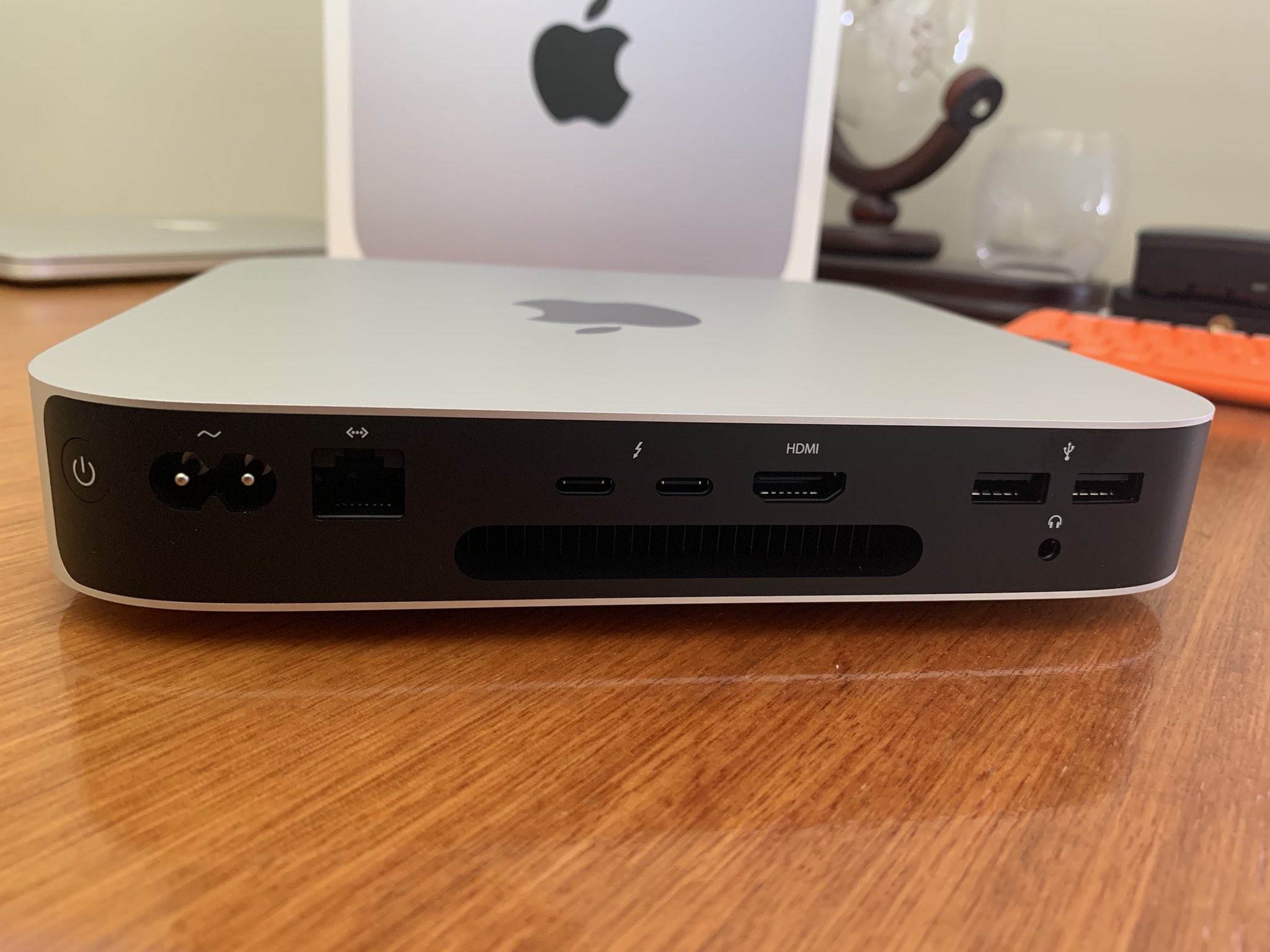Mac_Mini_1 - VIRTUALIZATION IS LIFE!