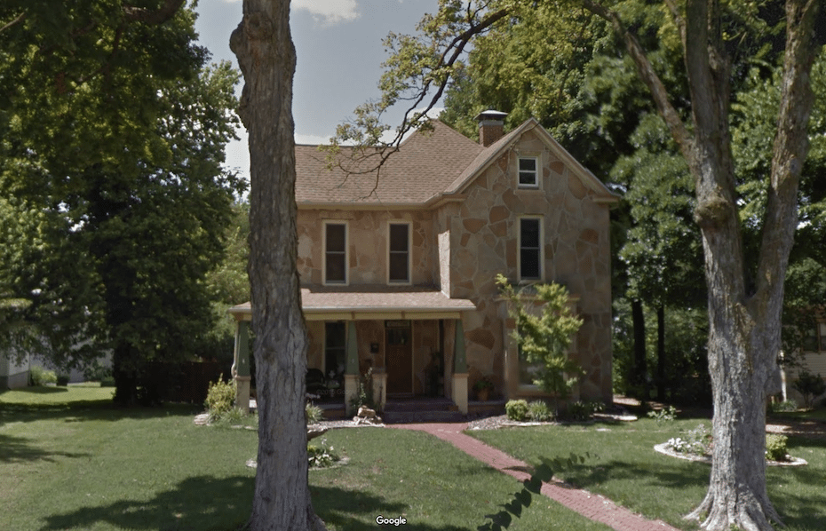 An Ozark Giraffe… in Nebraska | Architectural Observer