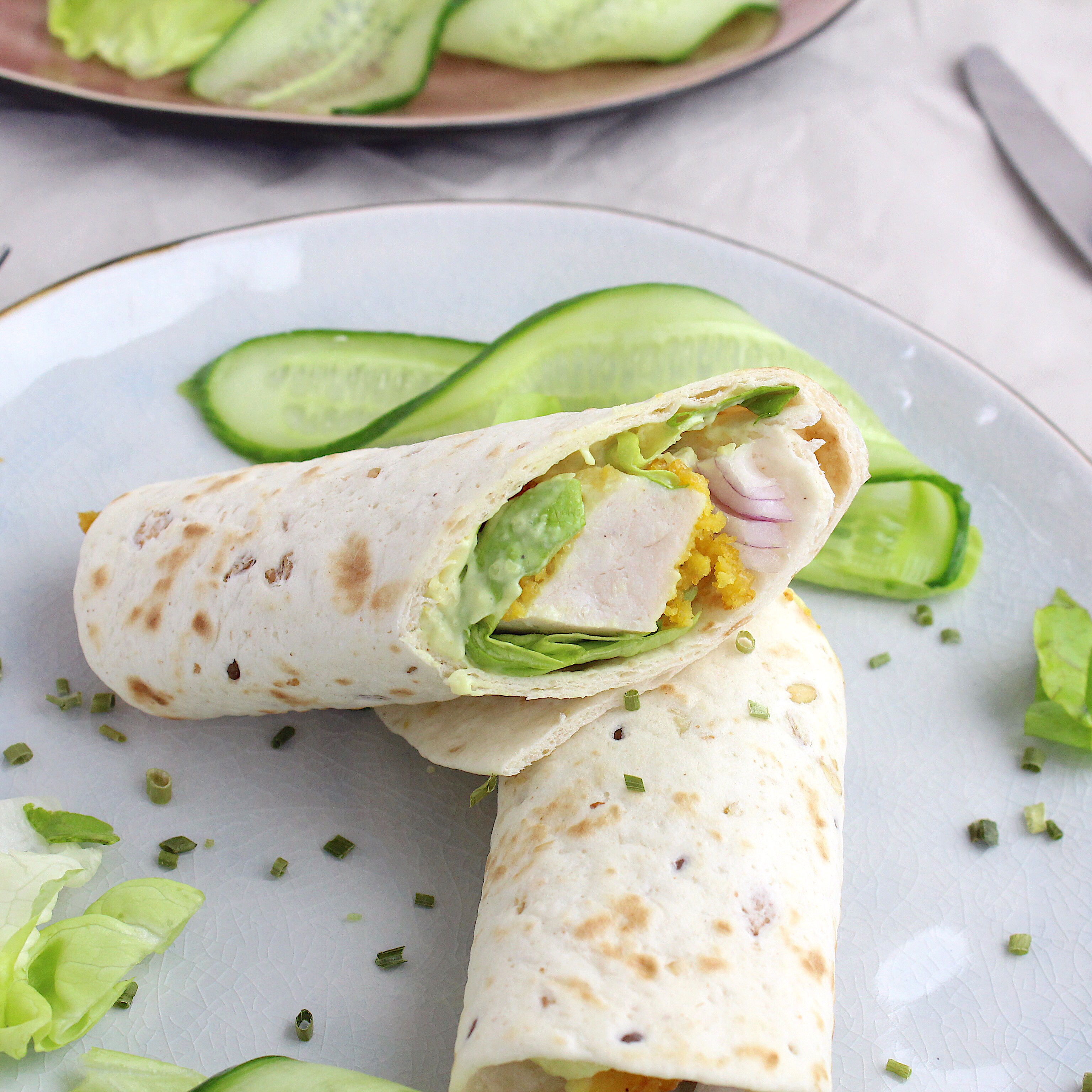 Simpele wraps met krokante kip en honing mosterd Simpele wraps met krokante kip en honing mosterd