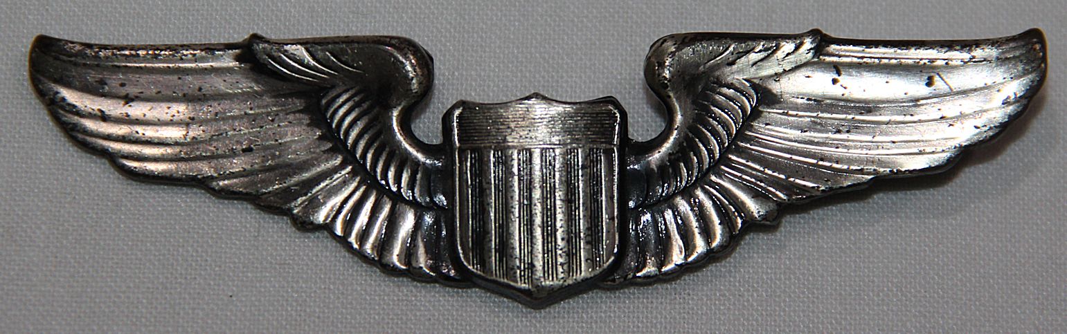 H101. LATE WWII AAF 3" PILOT WINGS - B & B Militaria
