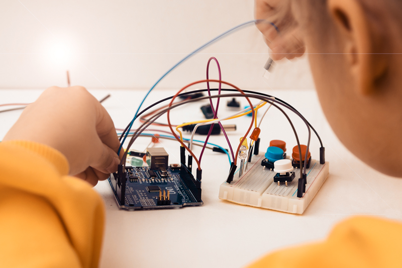 Intro To Arduino And Physical Computing Unit 1 Build A Robot