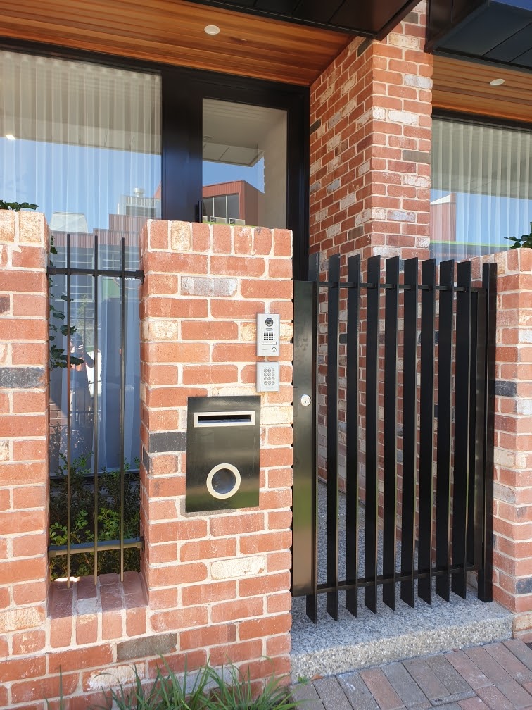 Fin Fencing - Balustrading & Engineering