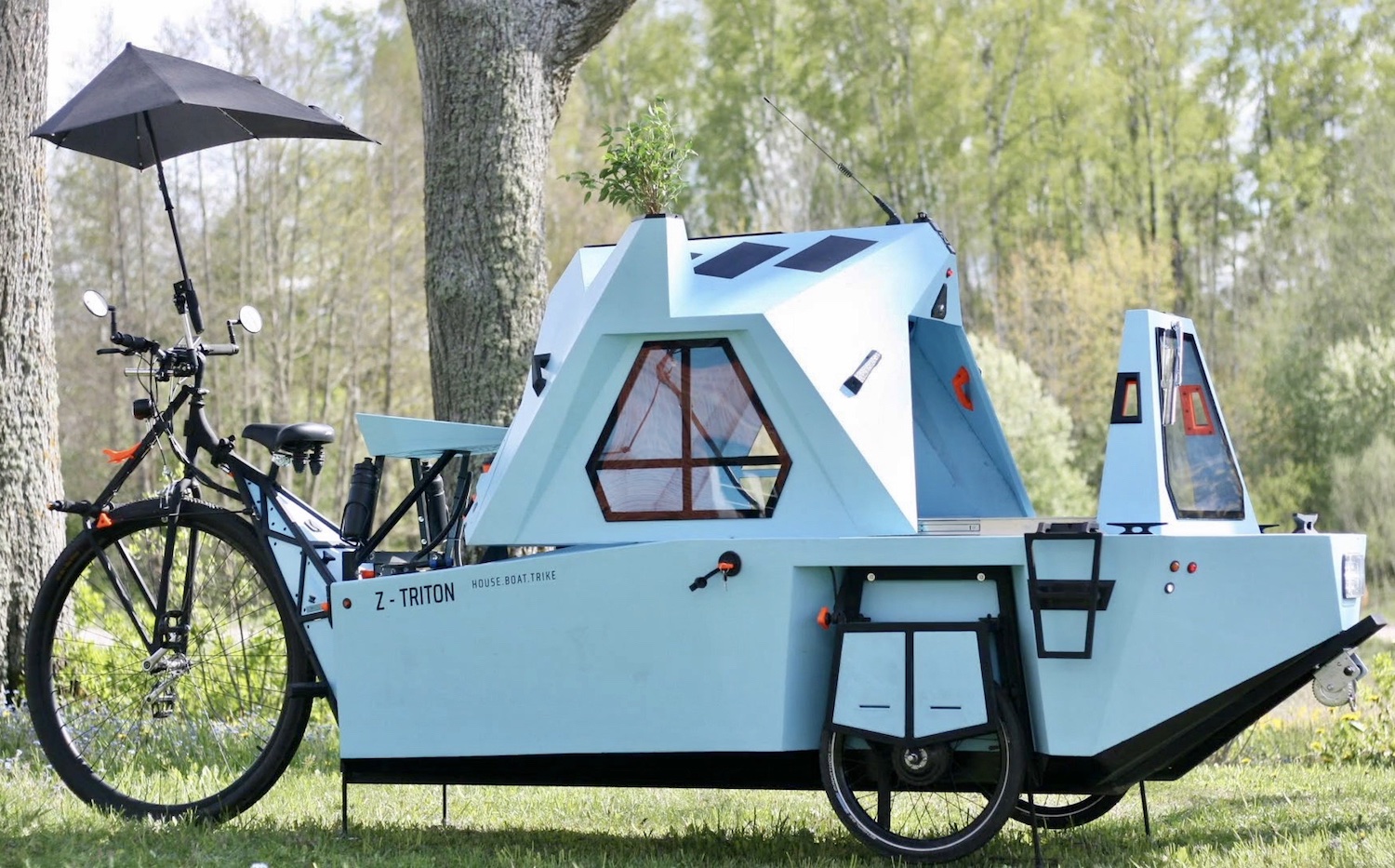 CapoVelo.com - The Z-Triton is a Bike, Boat and Camper All In One