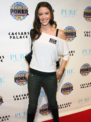 Shannon Elizabeth Body Measurements Bra Size Height Weight Shoe Vital Stats