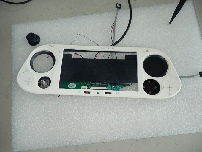 Smach Z Portable Console Finds Kickstarter Success With Switch Vibe ...