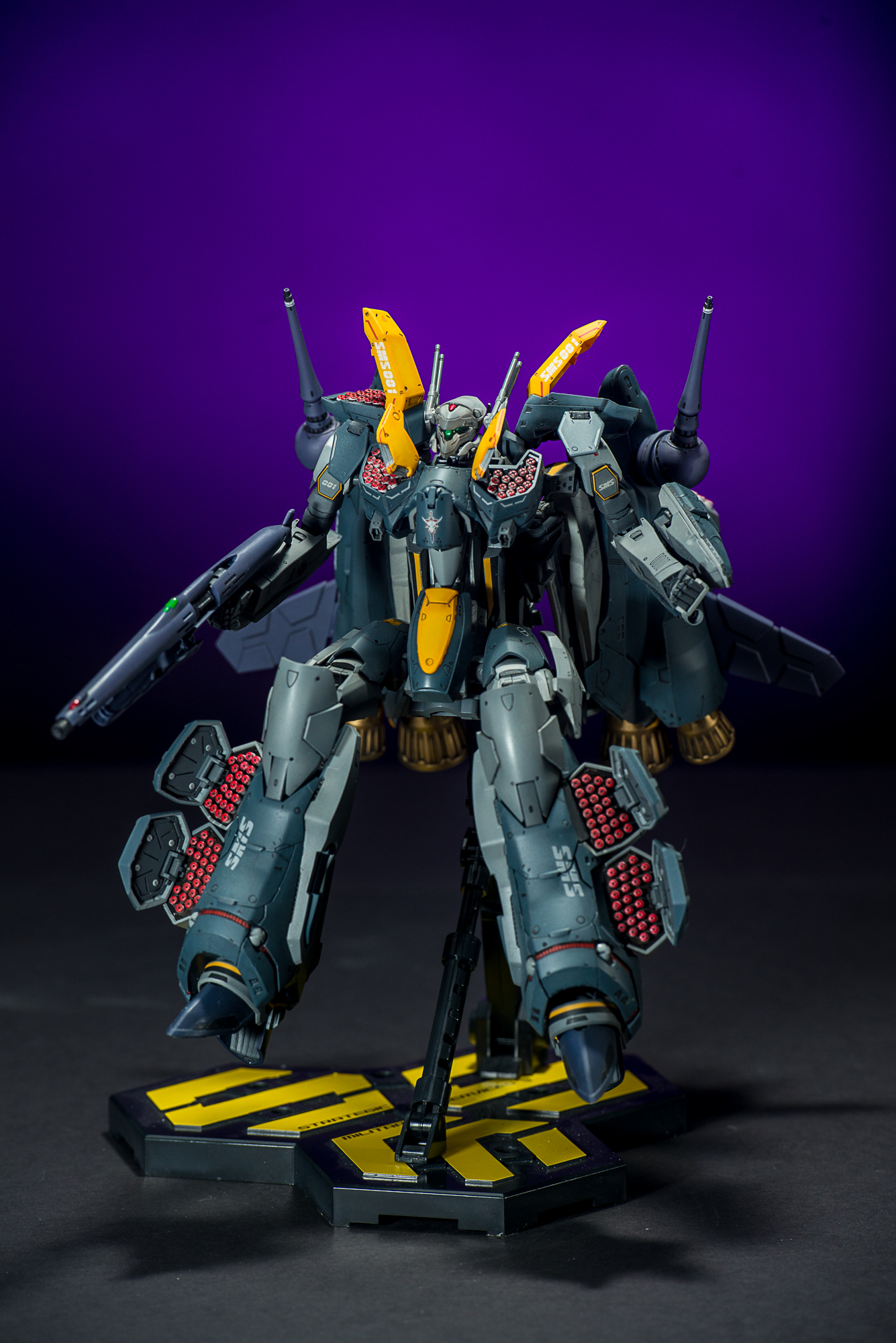 VF-25S Armored Messiah Ozma’s – 1:72 Bandai – Cod T Modeling