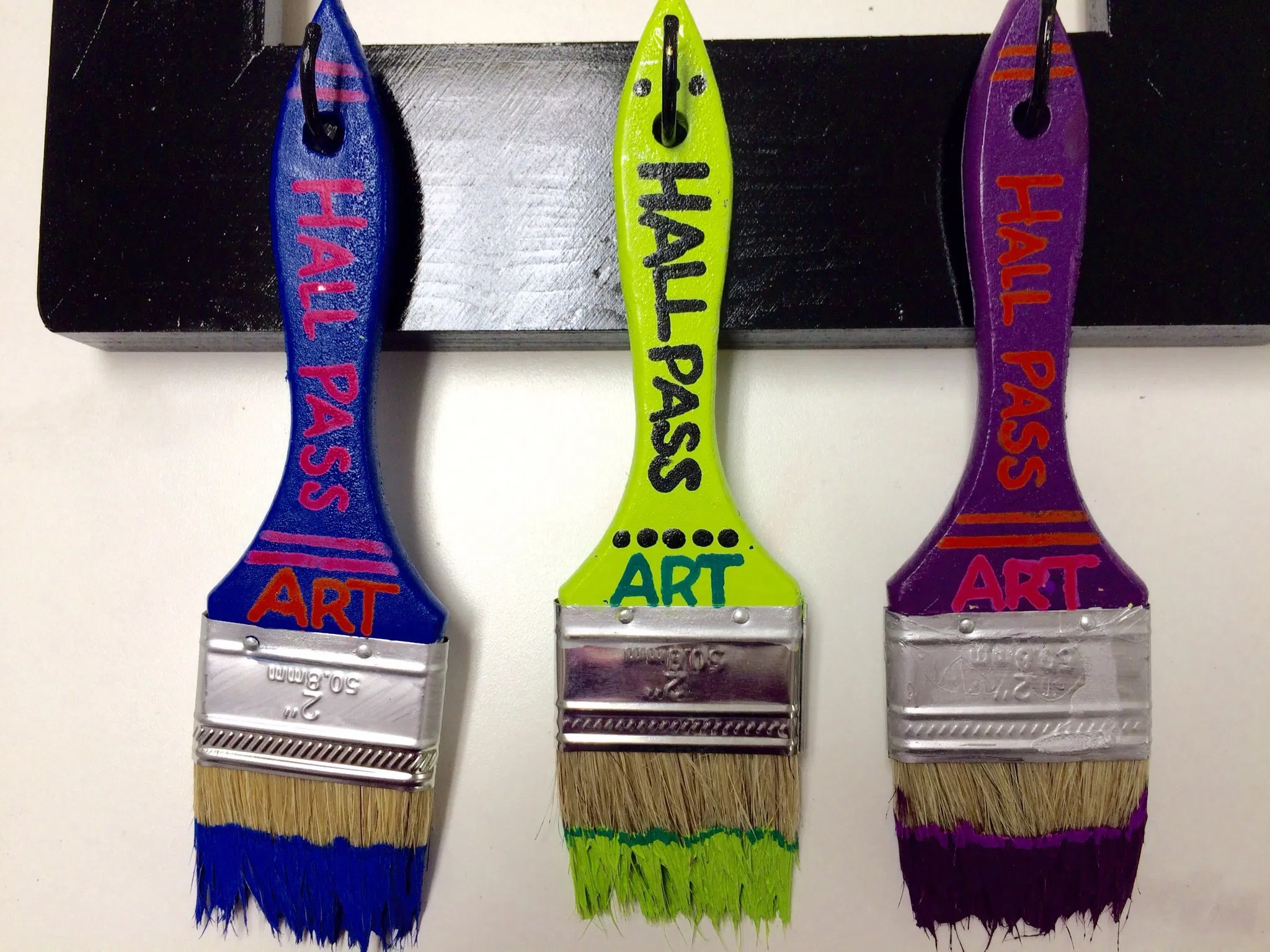 DIY Paintbrush Hall Pass Sign - Create Art with ME
