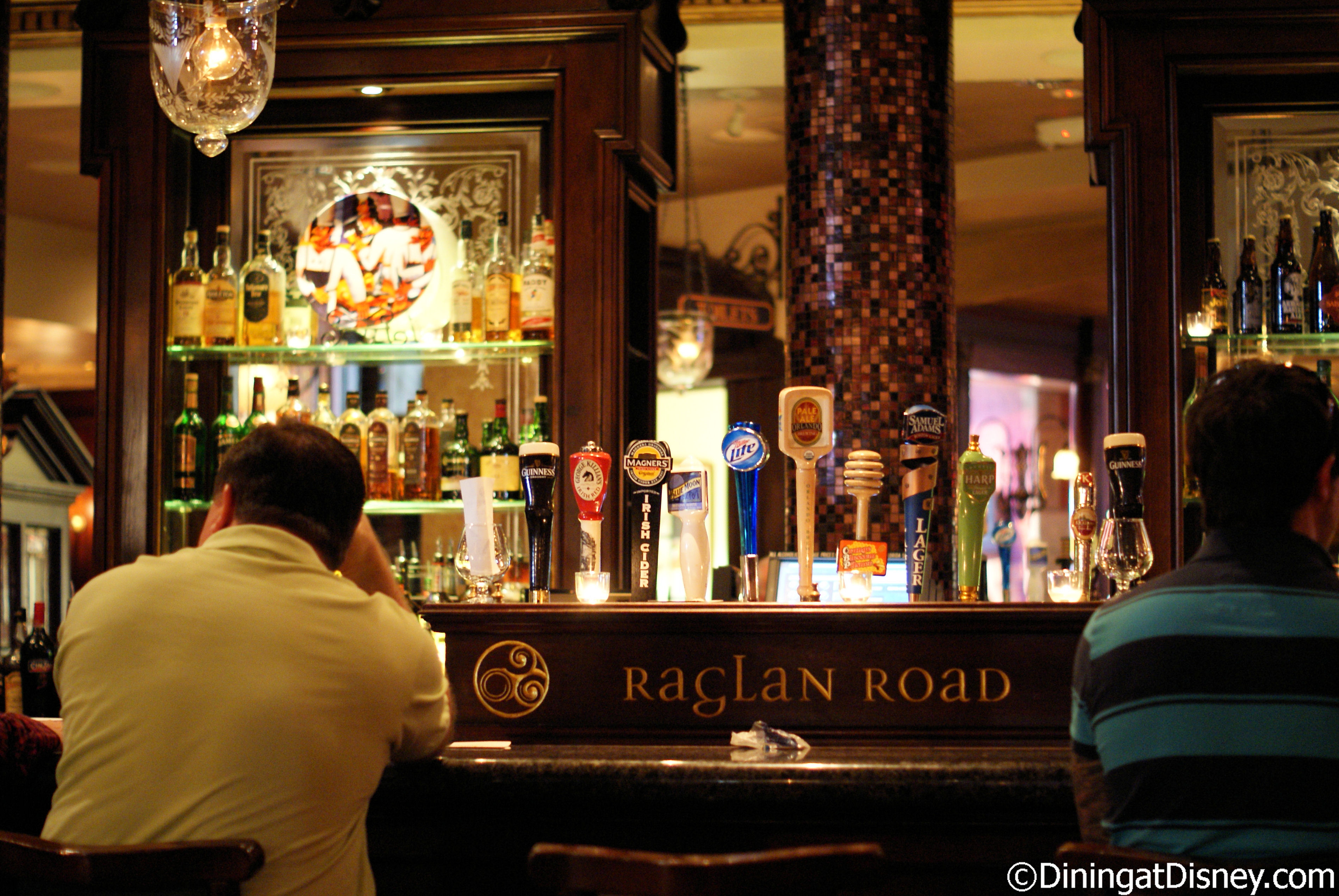 Raglan Road Irish Pub and Restaurant