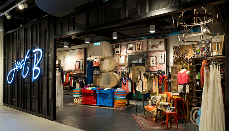 British India Store Sunway Pyramid, Selangor, Malaysia – Dr Tan Loke Mun