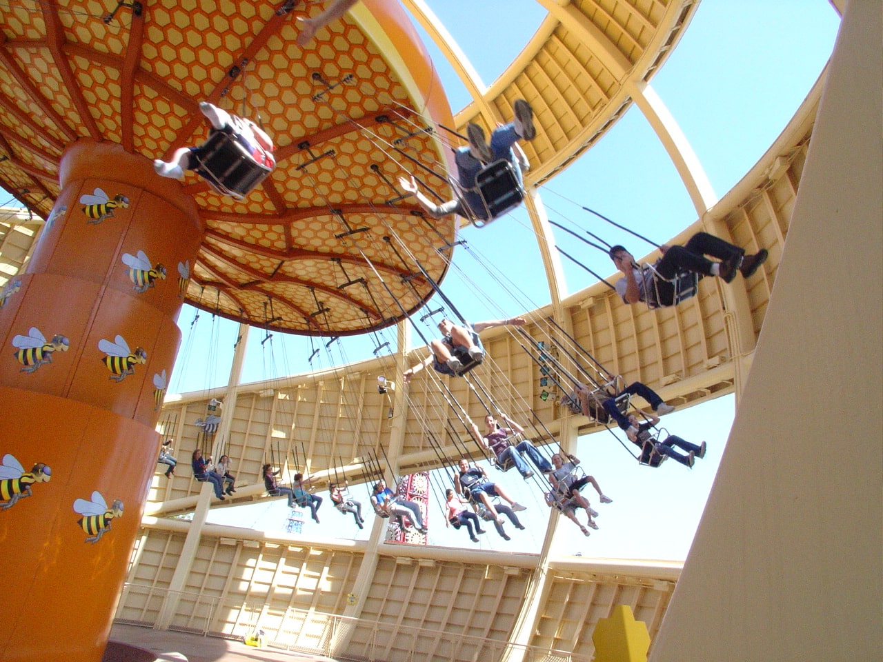 Orange Stinger in California Adventure's Paradise Pier [Closed]