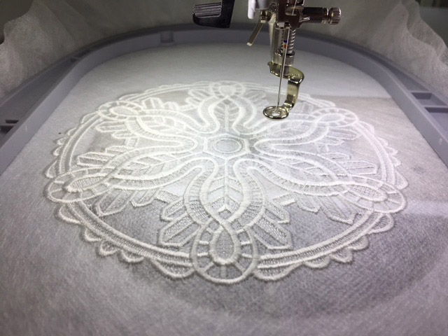 machine embroidery | Edgestitch
