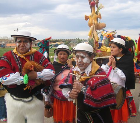 Trajes Típicos del Ecuador por Regiones