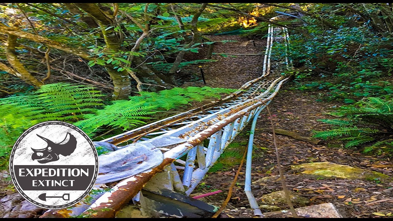 Orphan Rocker - Expedition Extinct - Expedition Theme Park