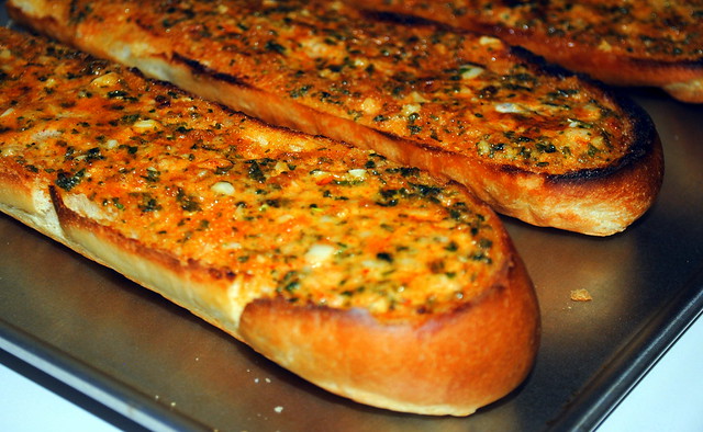 Gotta-Have-It Garlic Bread – Crazy Jamie
