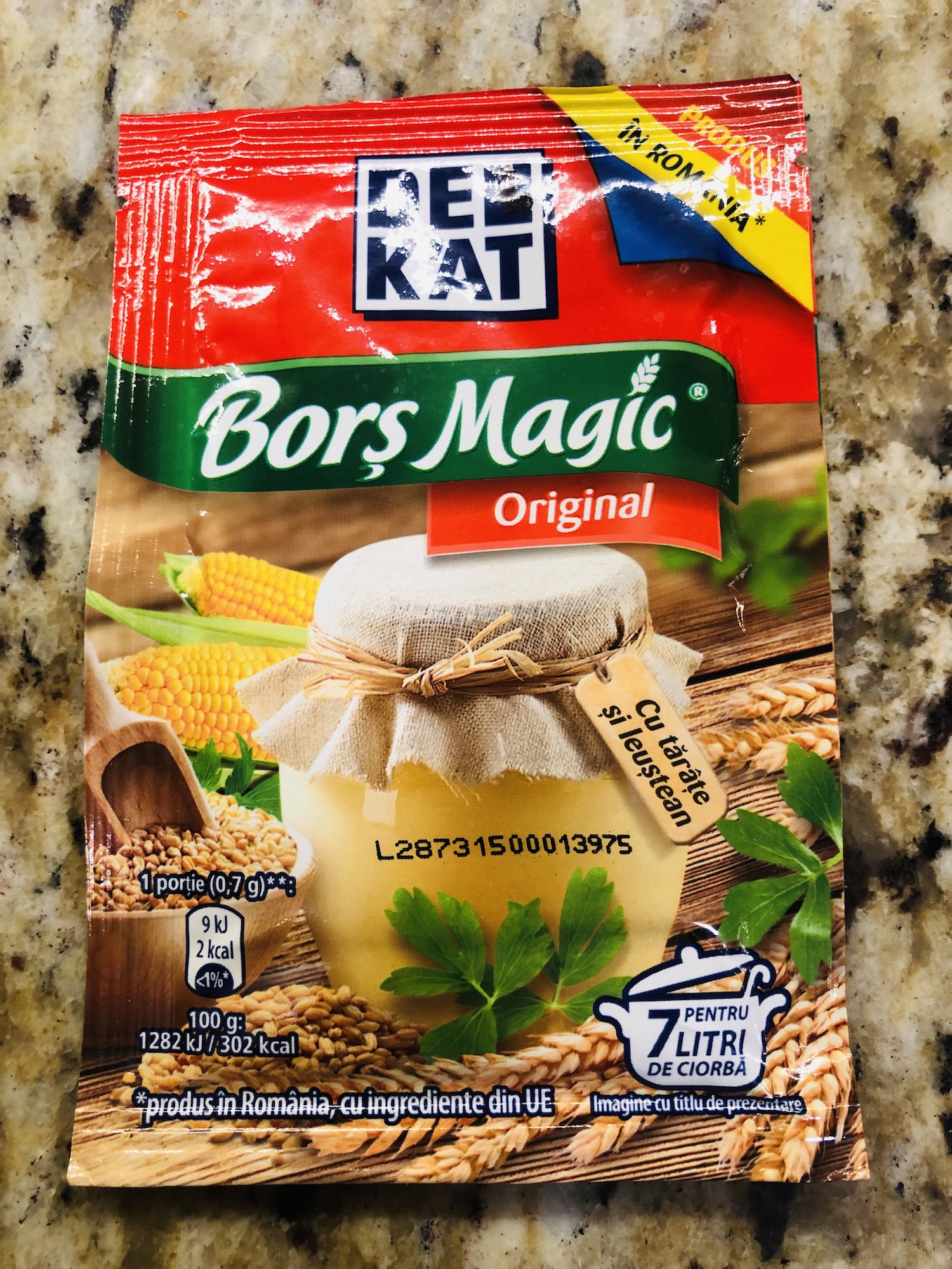 Romanian smoked ribs soup - Ciorbă cu coaste afumate - How-to Recipe