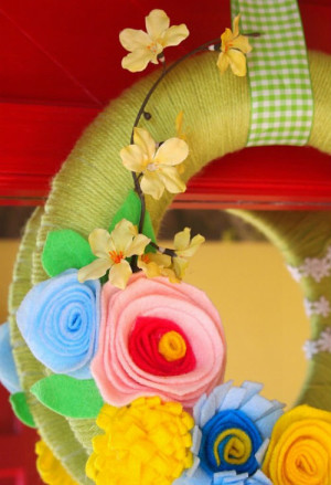 DIY Wreath Ideas for Spring - FiberArtsy.com