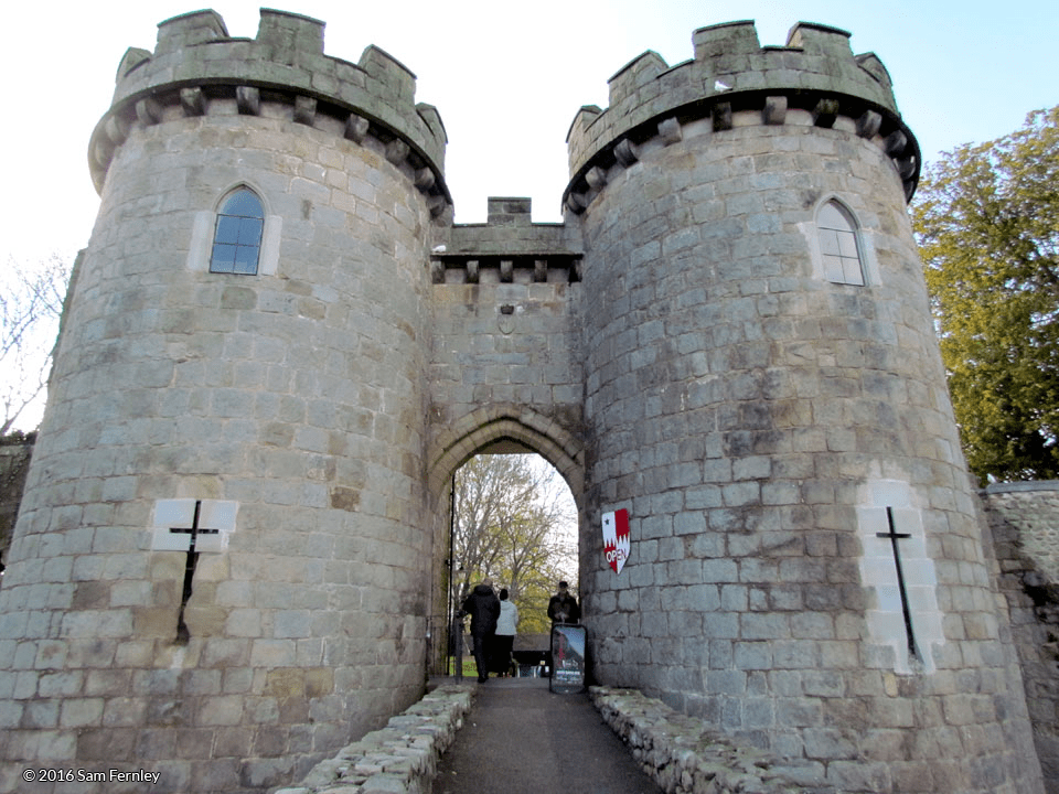 Shropshire Folklore: Whittington Castle - #FolkloreThursday