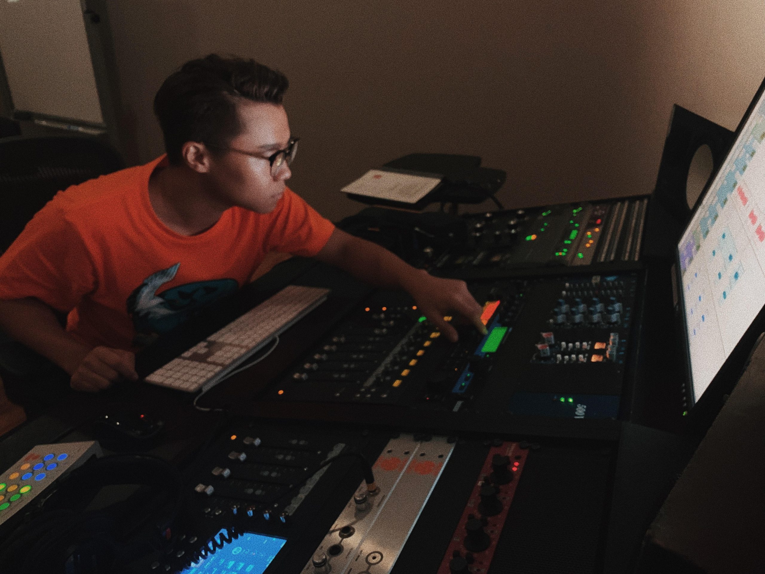 Honesty Hour with Gareth.T - From the Intercom