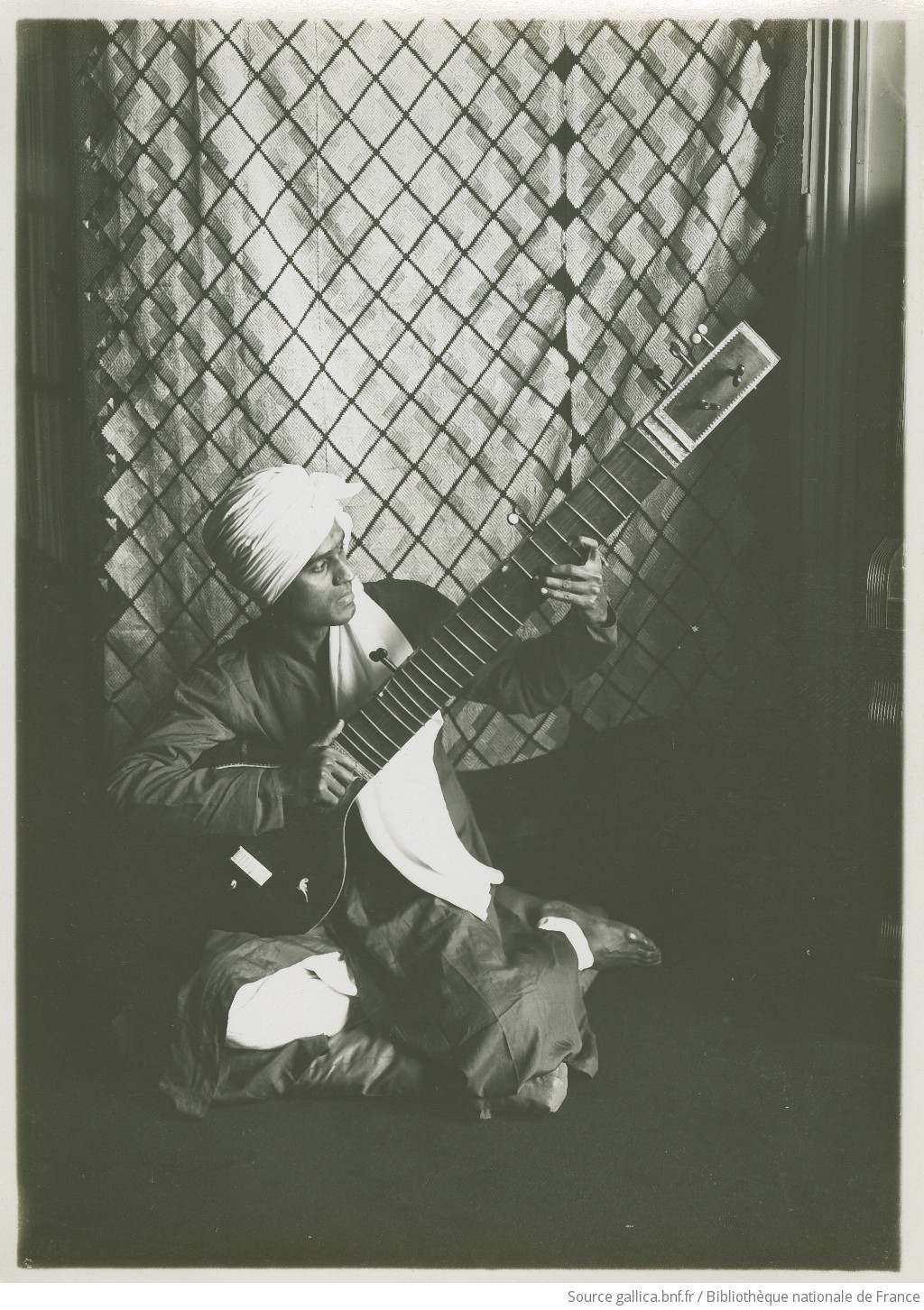 8{ – [Musée de la parole et du geste]. , Tala ruapka, Tala ata et Tala ...