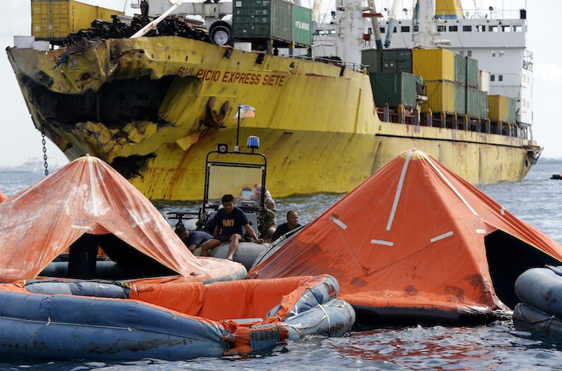 Philippines Suspends Search For Ferry Disaster Survivors [UPDATE ...