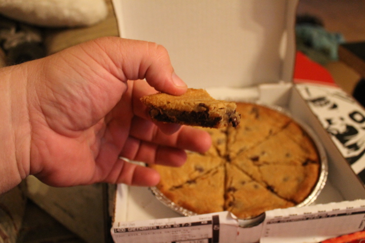 Food Review: Papa John's Mega Chocolate Chip Cookie - Geek Alabama