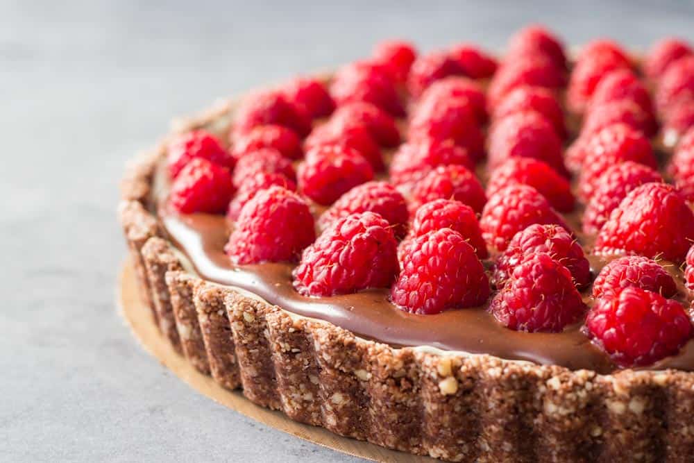 Insanely Good Chocolate Raspberry Tart - Green Healthy Cooking