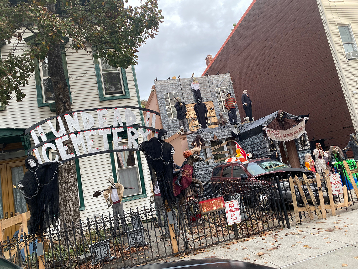 Greenpoint_Halloween - Greenpointers