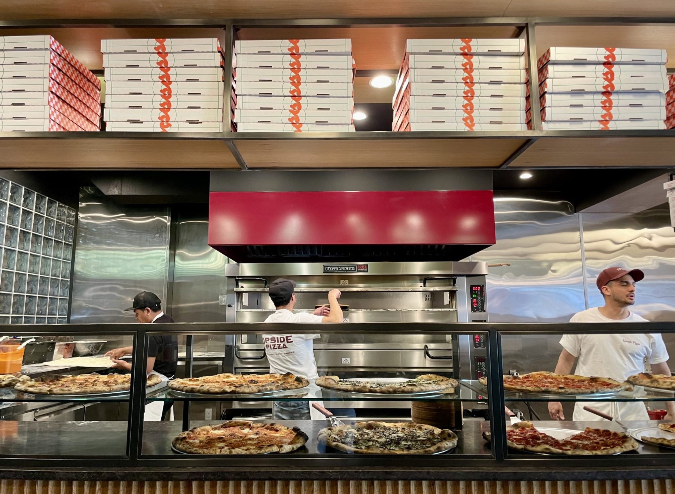 Upside Pizza Serves Up An Elevated Experience in Greenpoint - Greenpointers