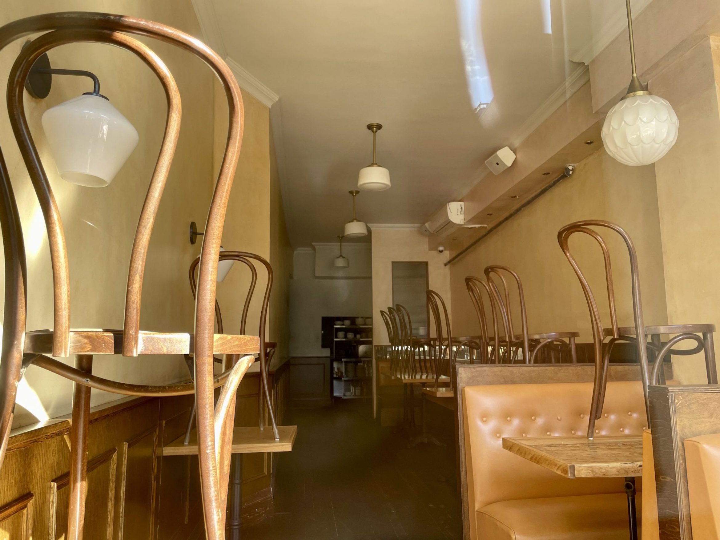 Reliable Greenpoint Restaurant Anella Closes Permanently - Greenpointers