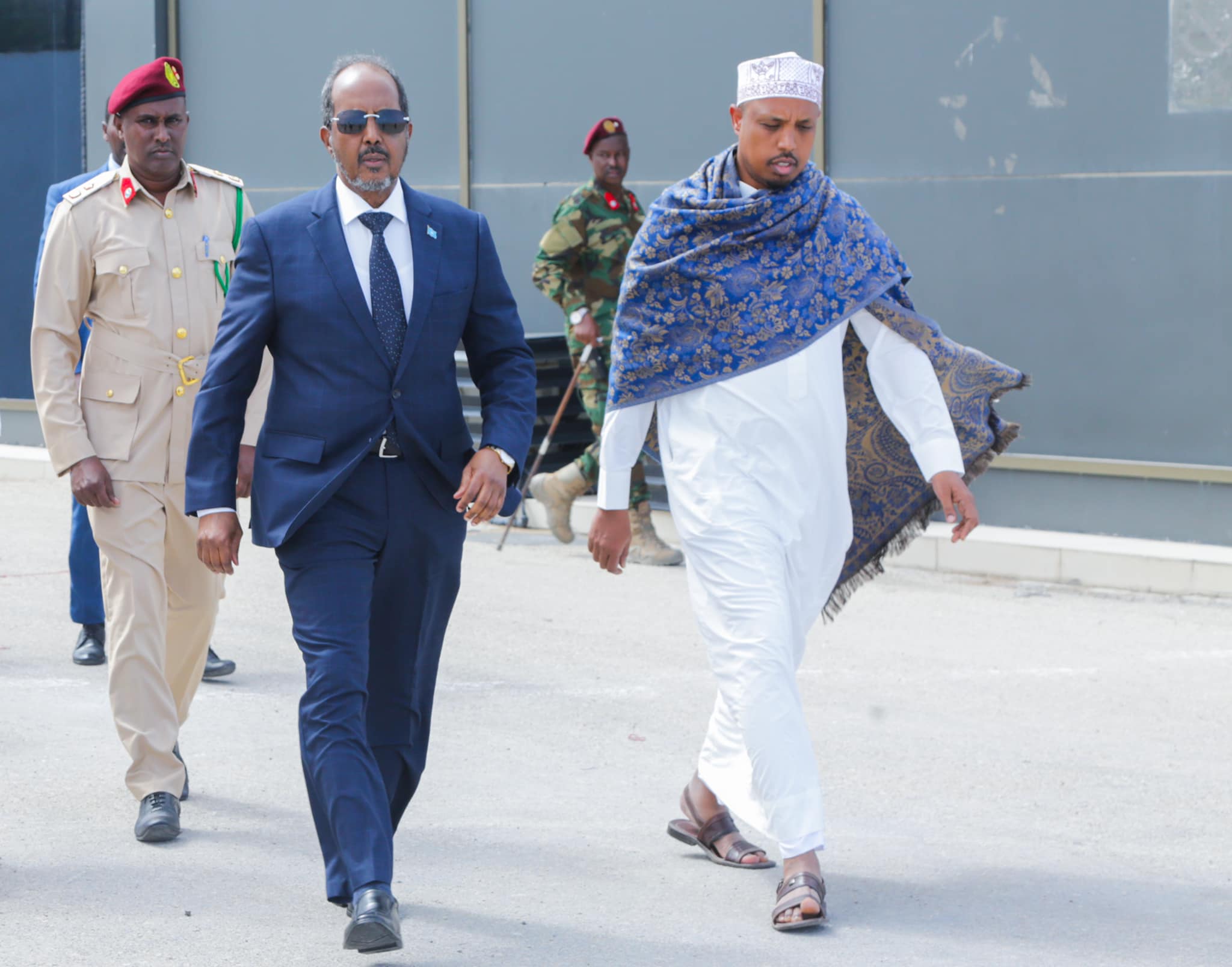 Madaxweyne Xassan Sheekh Maxamuud oo u Ambabaxay Dalka Eritrea ...