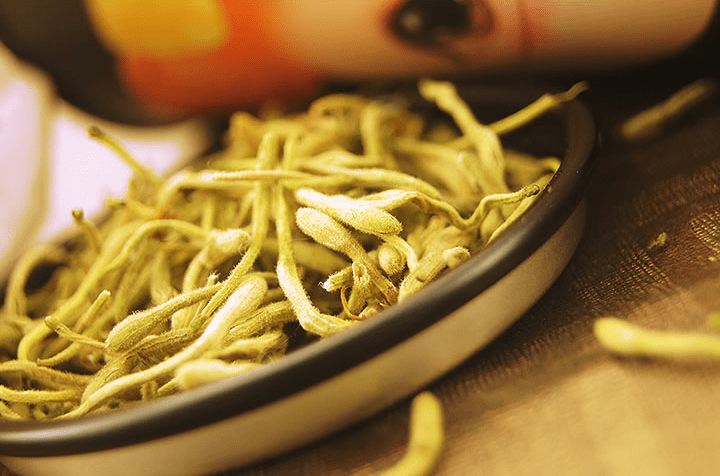 Honeysuckle Tea Act As ‘Virological Penicillin” Against Flu | Hello Tea Cup
