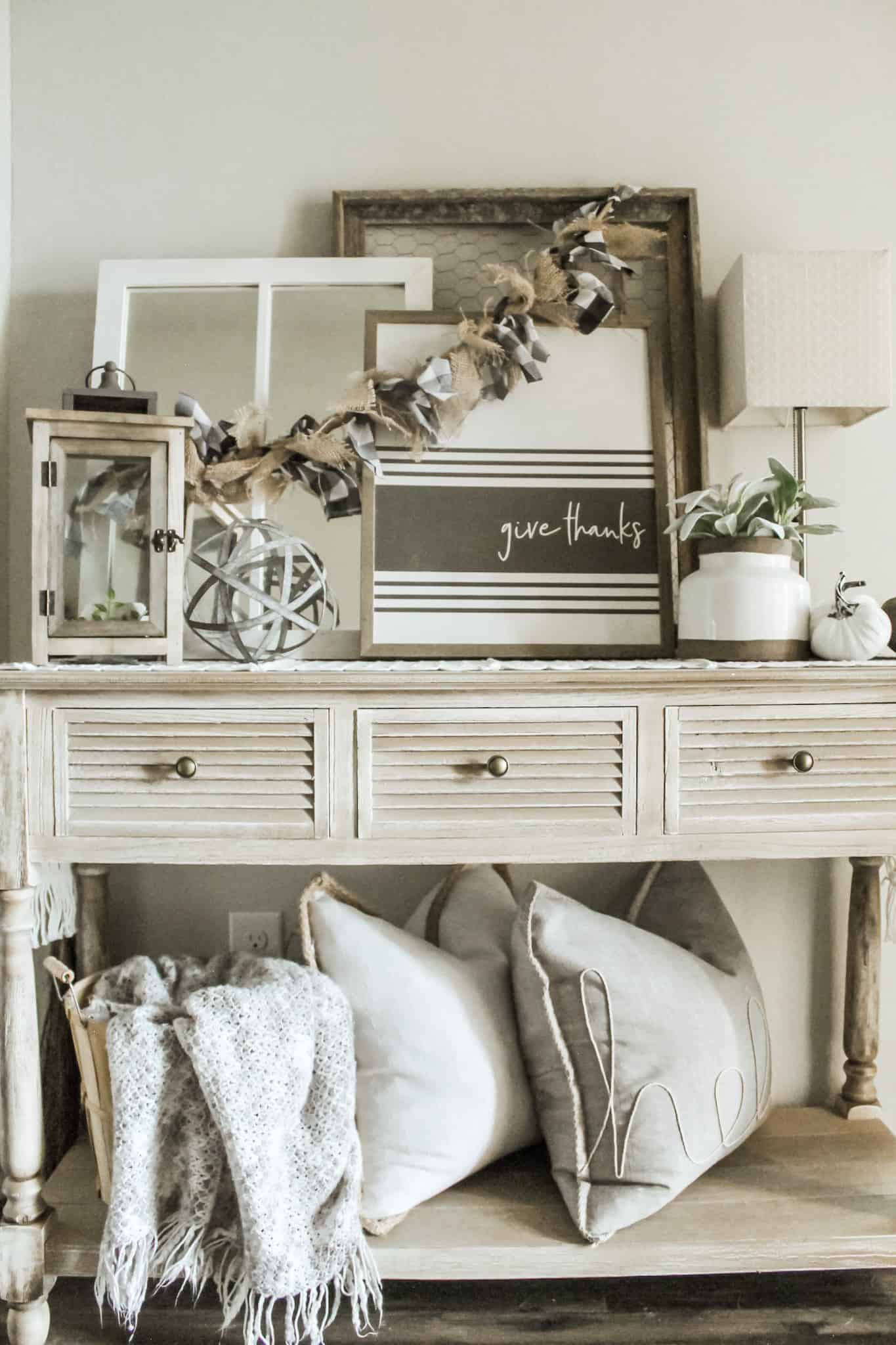 How to Decorate an Entryway Table Seasonally - Her Happy Home