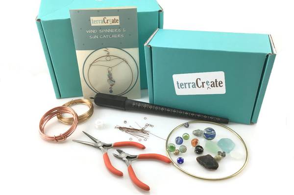 11 Monthly Arts & Crafts Boxes Guaranteed to Help Kids Creativity