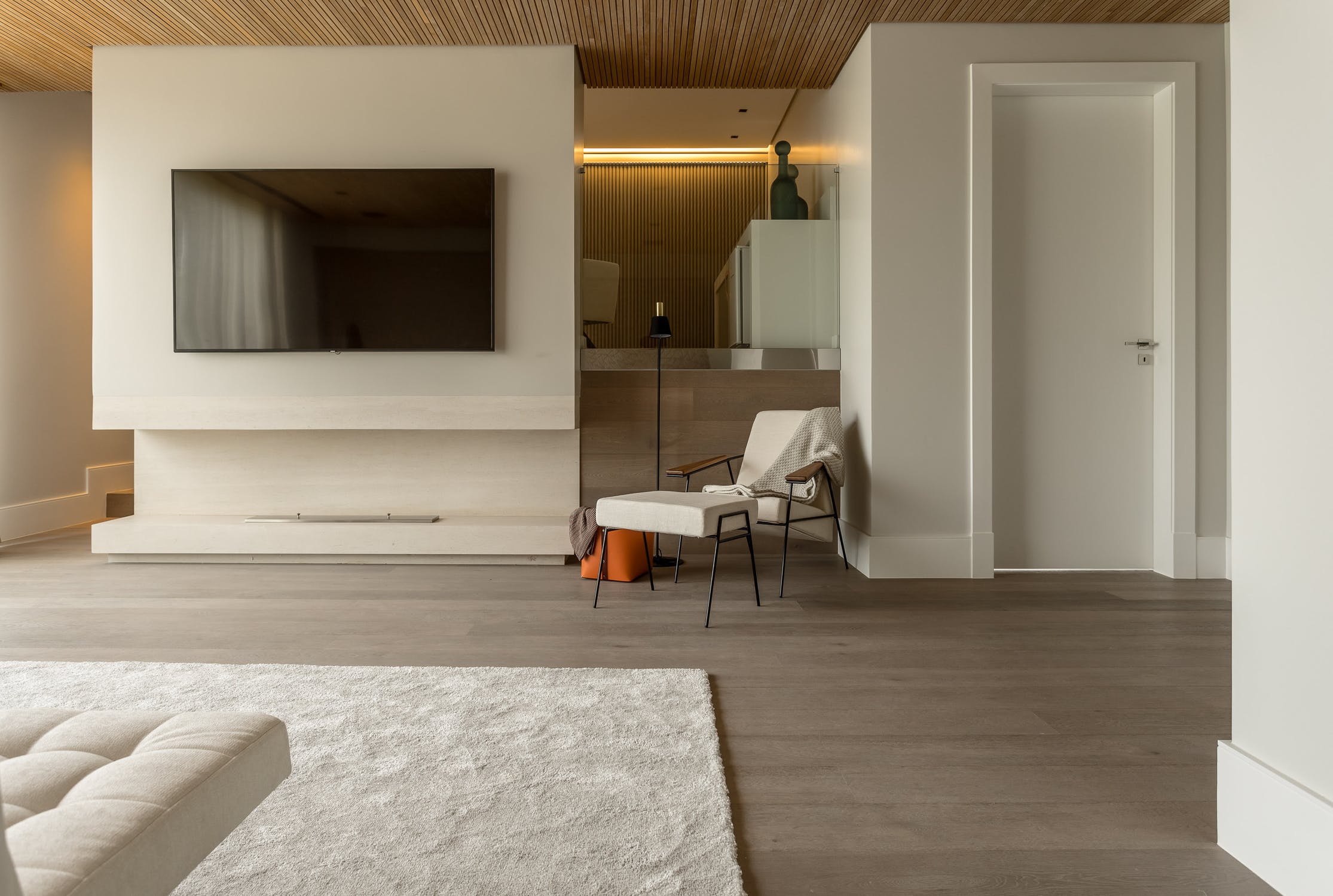8 Essential Tips For Designing Your First Apartment - Impress the Guest ...