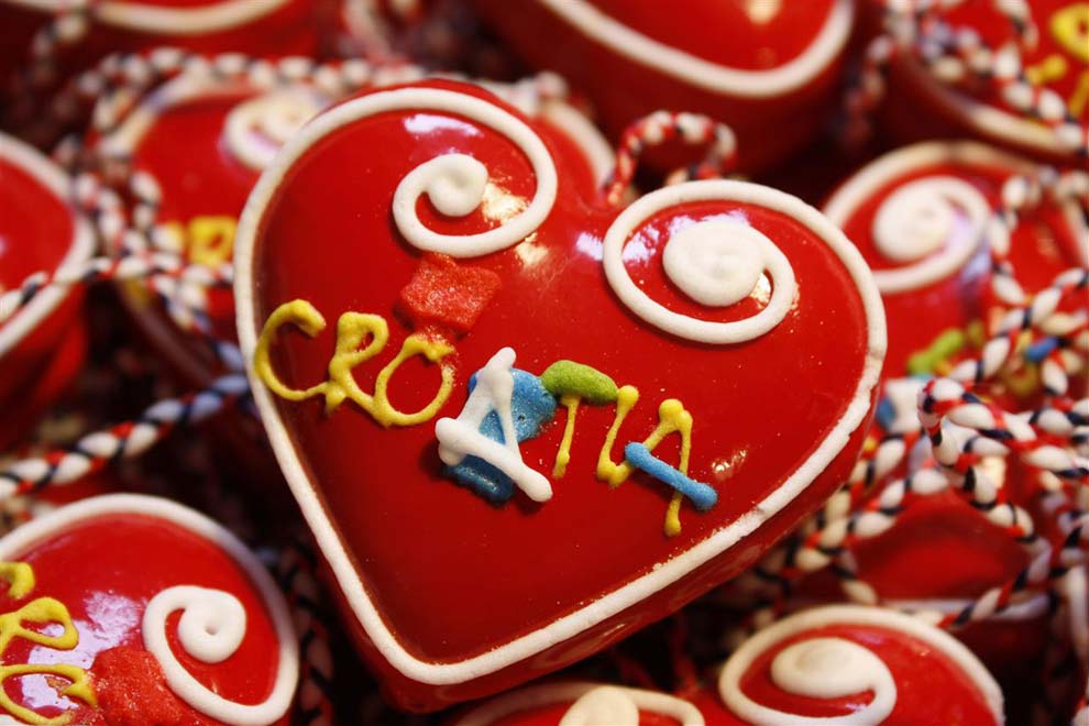 CROATIA: ADVENT WELCOMES CHRISTMAS – Croatia, the War, and the Future
