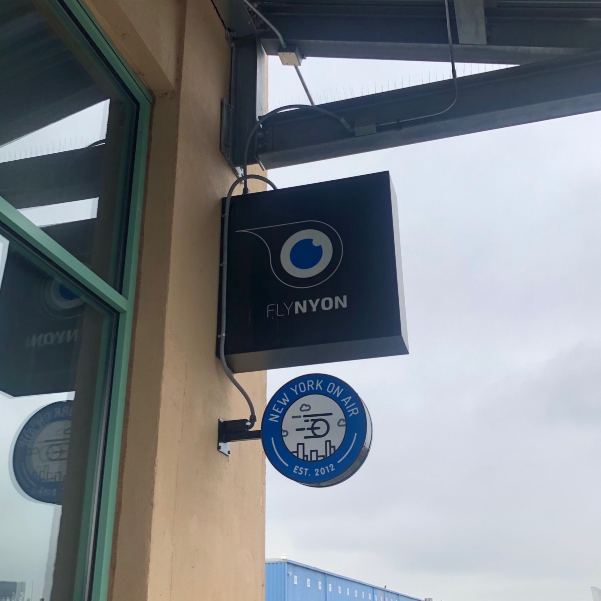 FlyNYON - InsideFlyer