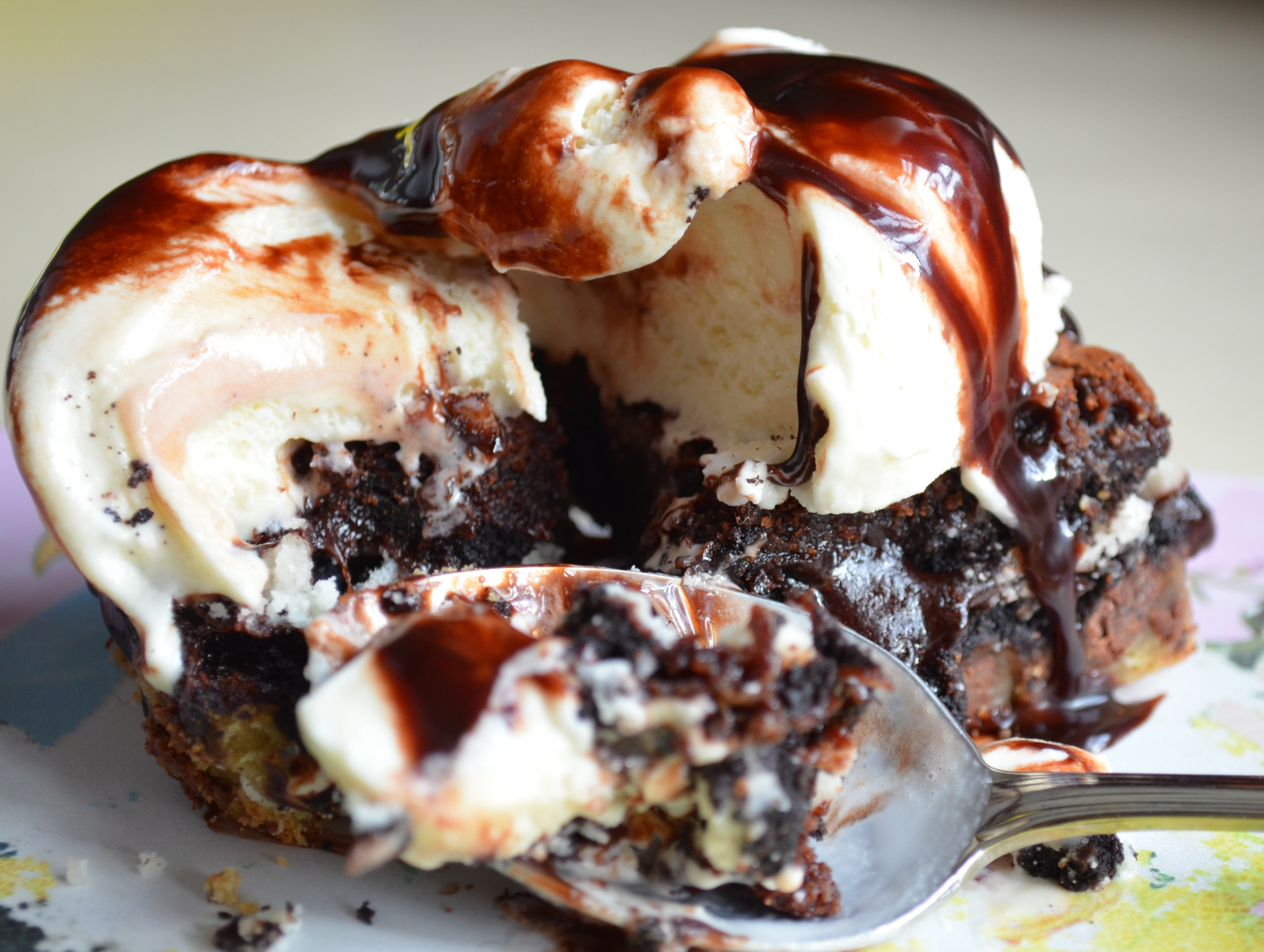 Outrageous Oreo Stuffed Chocolate Chip Cookie Fudge Brownie Sundaes | I ...