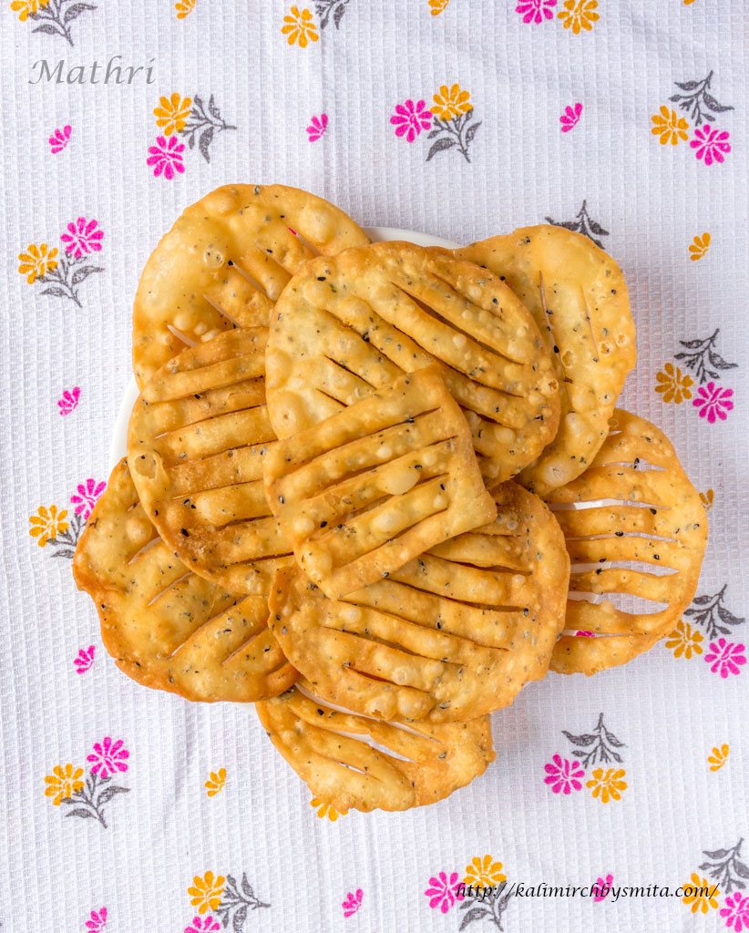 Mathri| Crisp and savory Mathri | How to make Mathri recipe