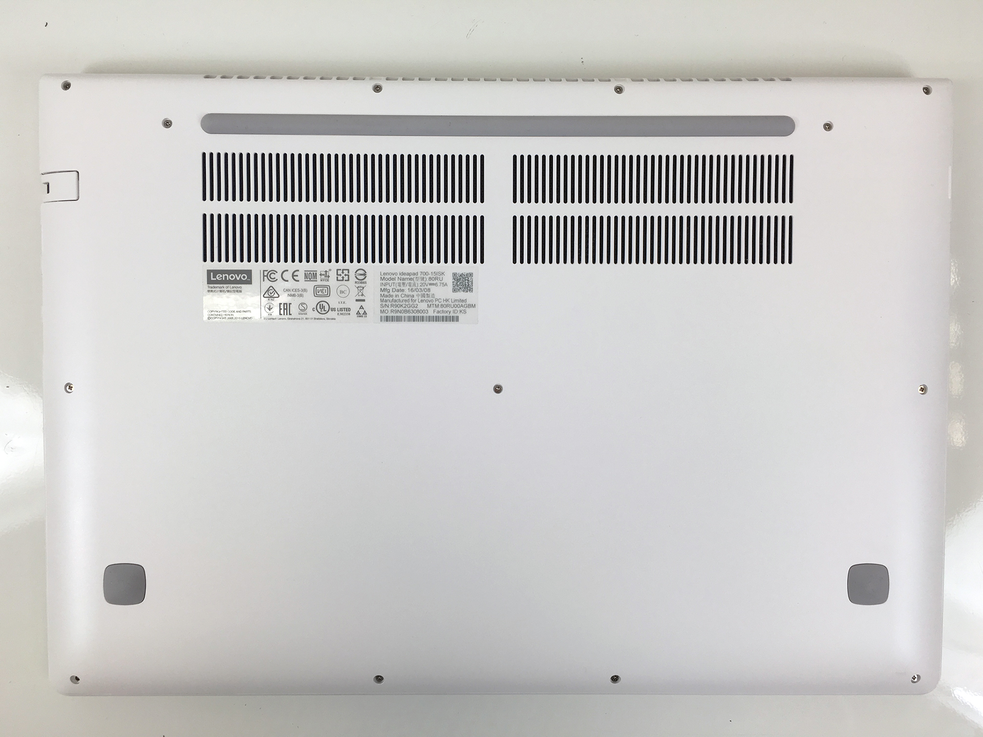 Inside Lenovo Ideapad 700 – disassembly, internal photos and upgrade ...