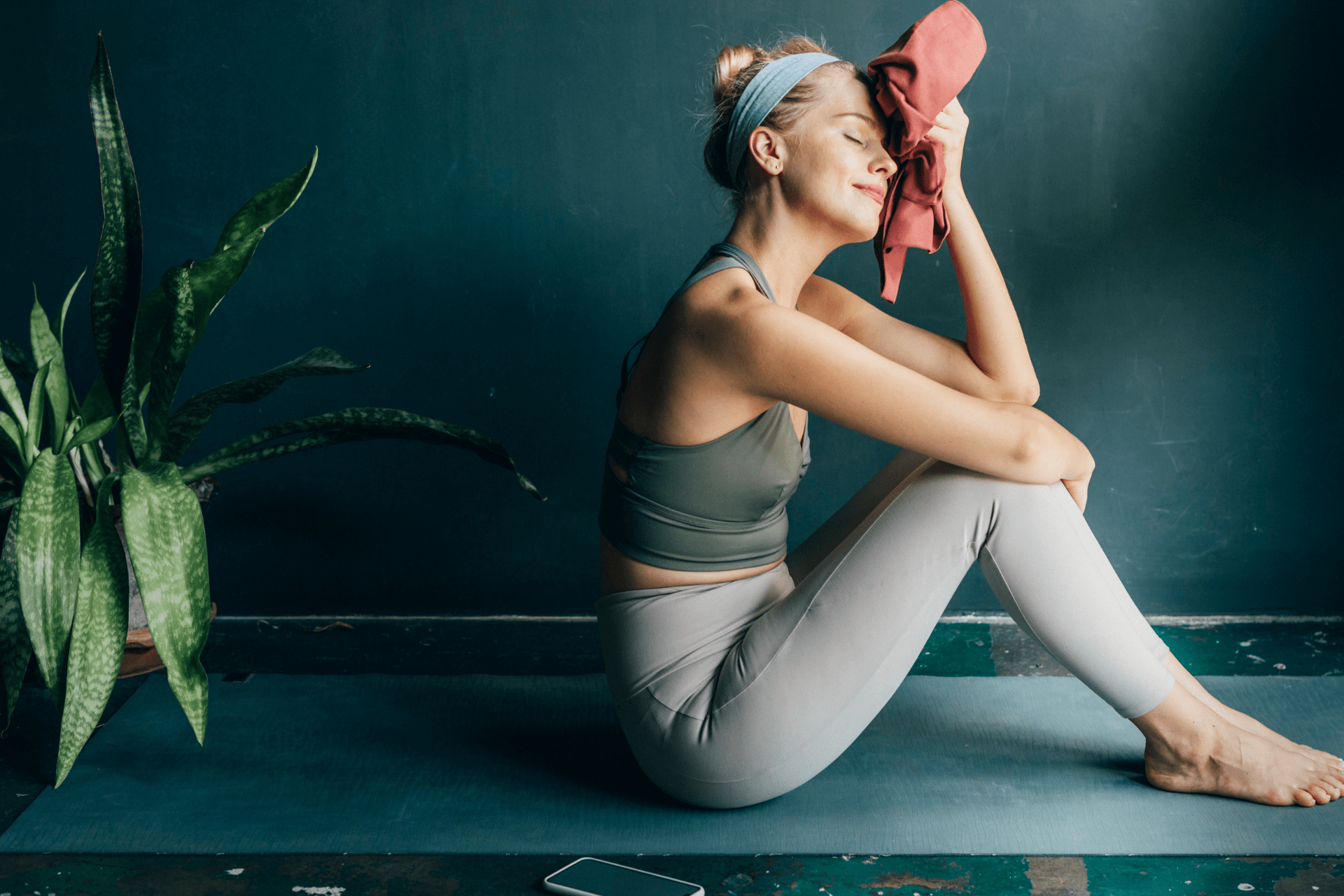 The Safest Postpartum Ab Workout Program for New Moms - Live Core Strong