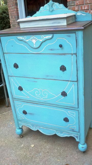 Some Lovely Ladies Get a Makeover! - Logan Wolfram