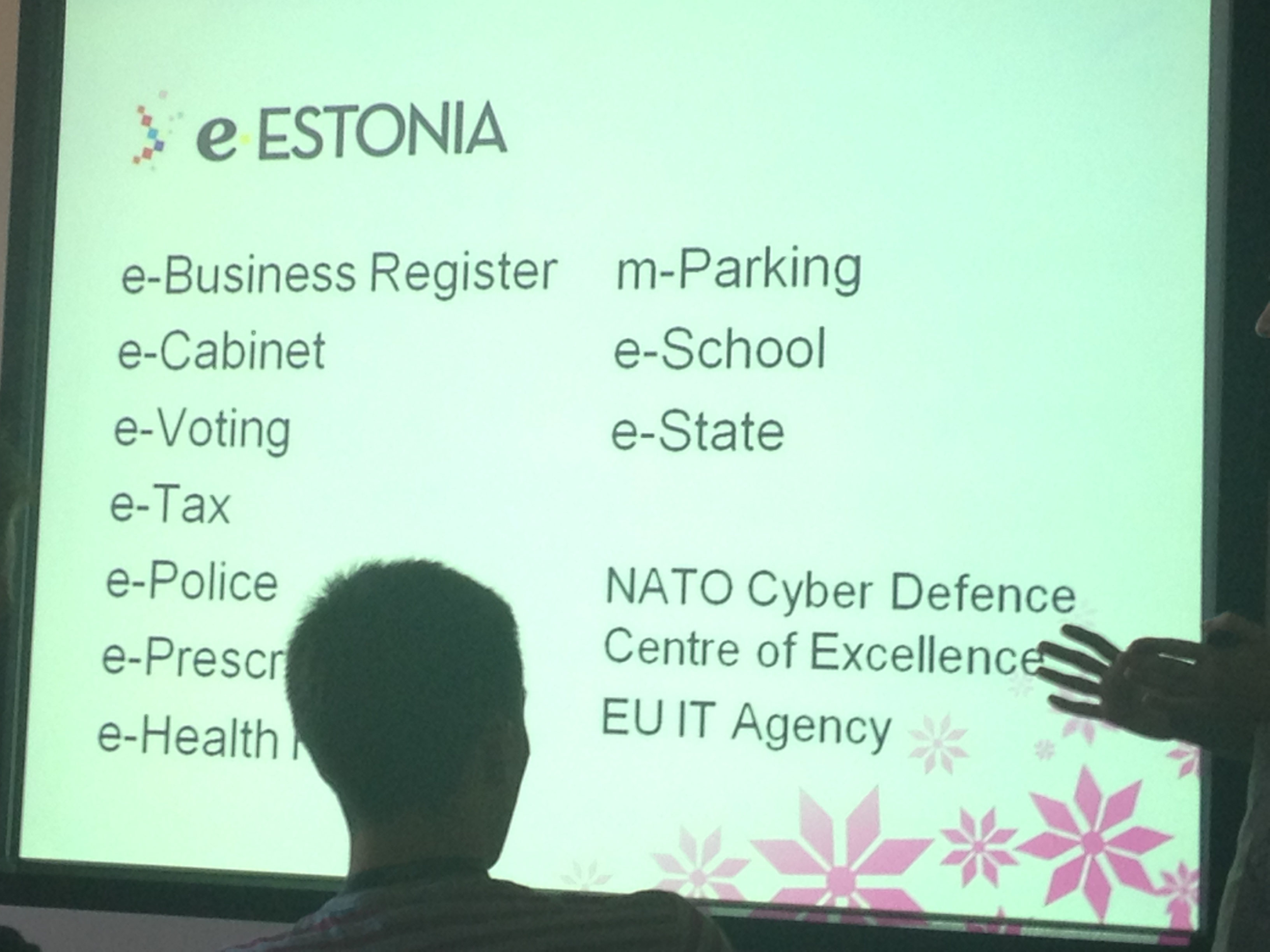 e-Estonia: Digitalno društvo