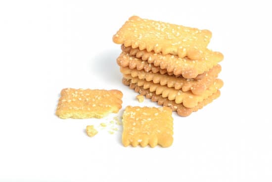 Biscuit Vs Dinner Roll: How They Compare In Price, Availability, And ...
