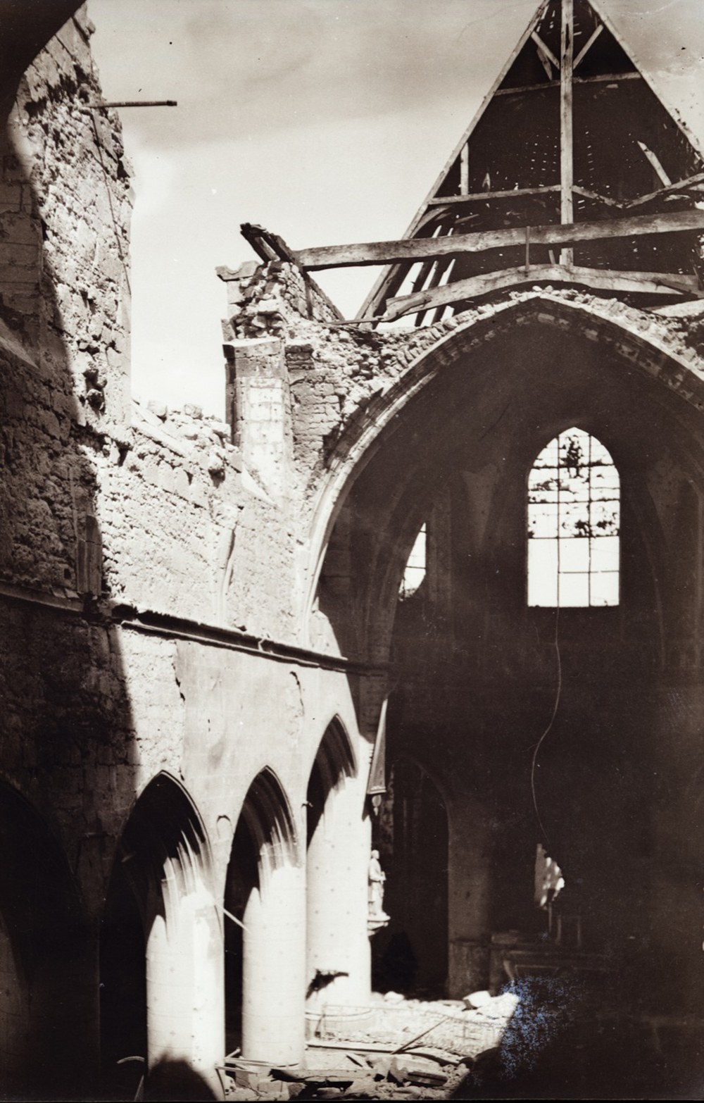 Unseen World War I photos: Destroyed Cathedrals / Boing Boing
