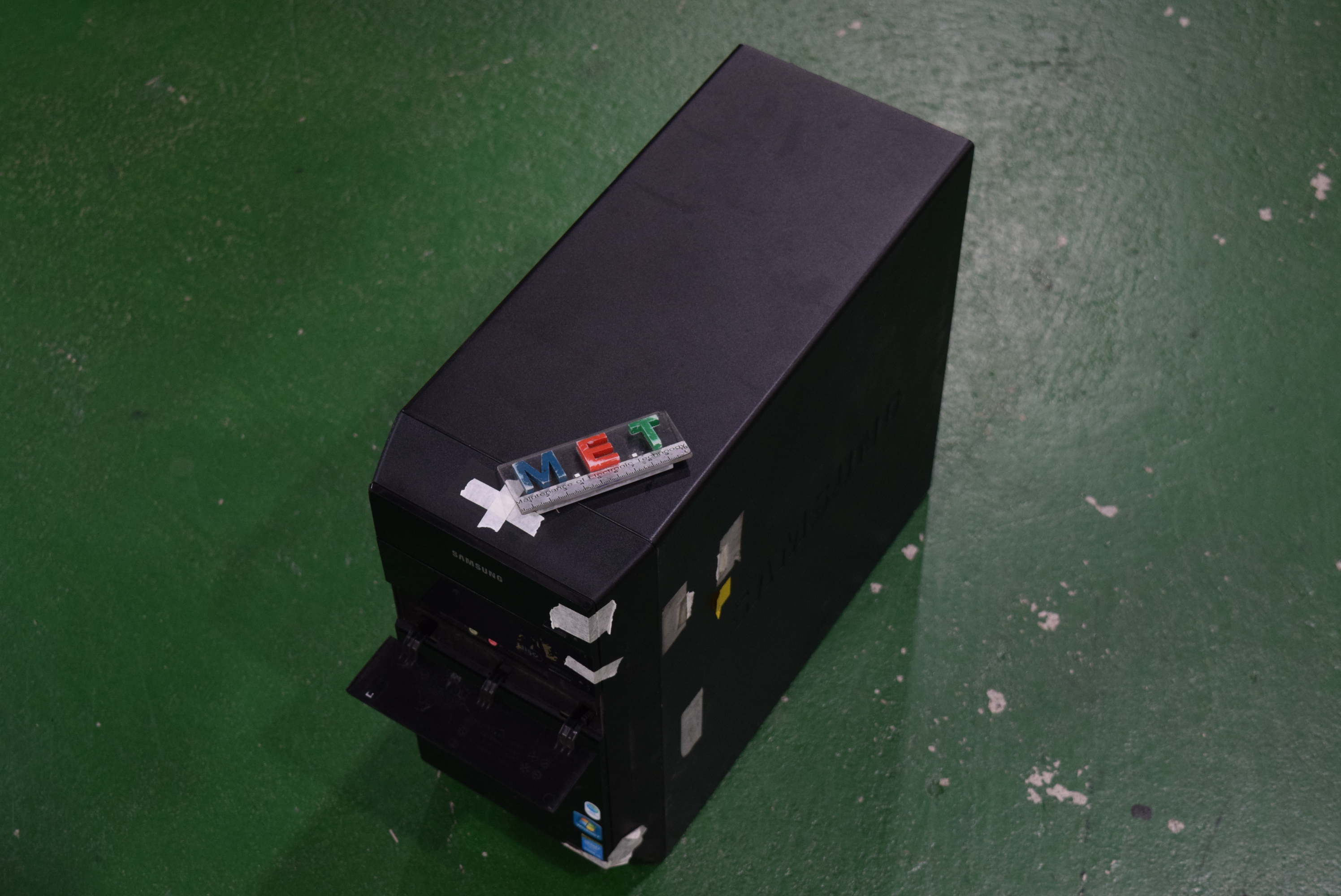 Computer Db400t3a 컴퓨터 수리 ㈜엠이티 눈깜짝1초가격 월정기무제한유지보수 산업용 전자장비 판매