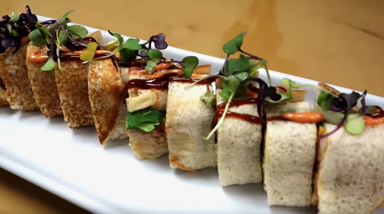 How to make sushi roll using a McDonald's Big Mac cheeseburger | Metro News