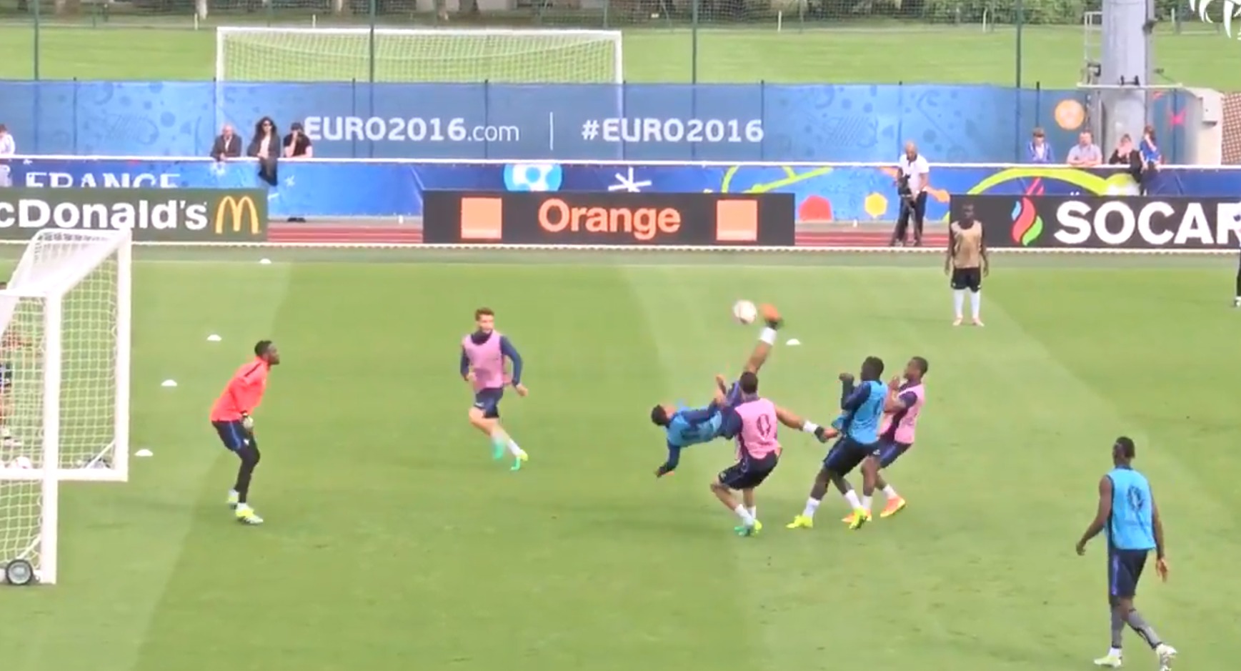 Man Utd news: Anthony Martial scores bicycle kick in France Euro 2016 ...